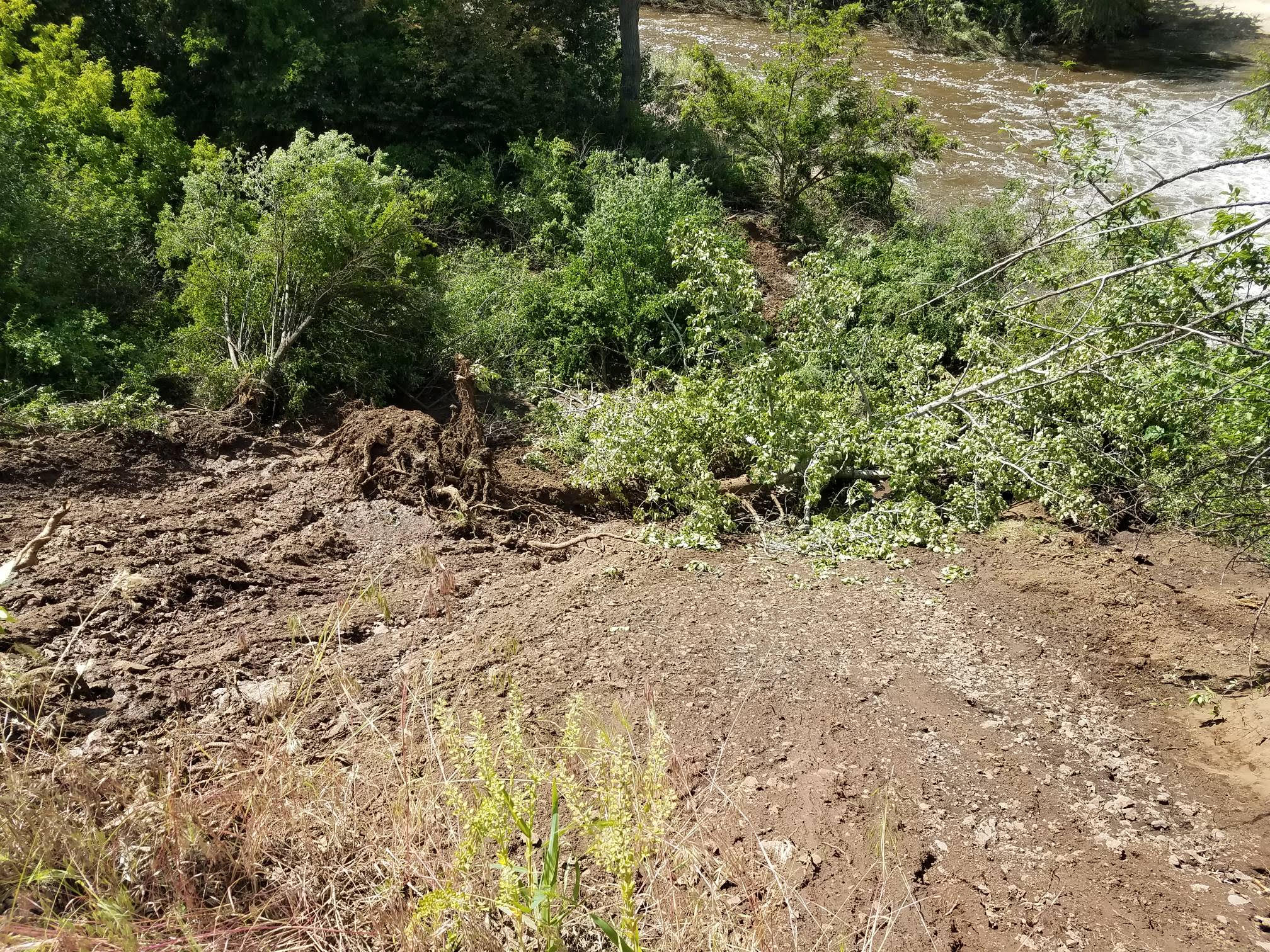 Mudslide Repair Notification